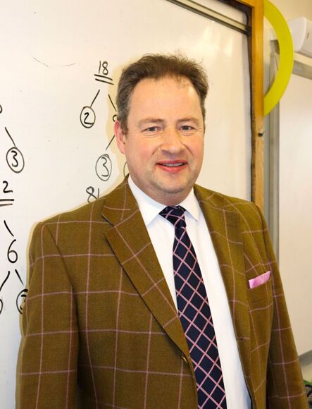 MY BURFORD - MR DAN LAWSON - MATHS TEACHER AND CURRICULUM COORDINATOR ...